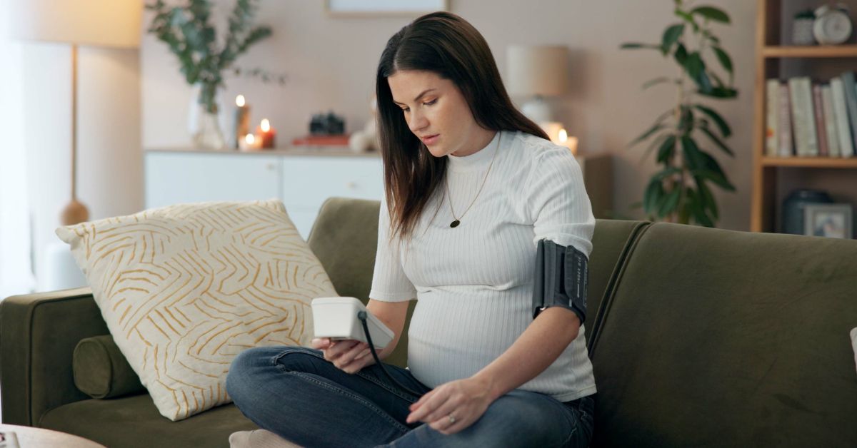 Preeclampsia & Eclampsia: Causes, Symptoms, Treatment, & Tips - Dr ...